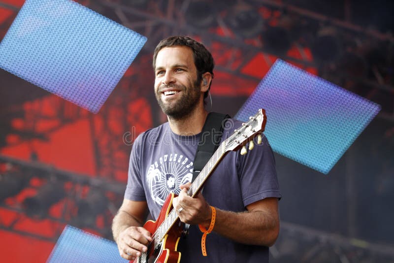 Jack Johnson editorial image. Image of performance, play - 15114740