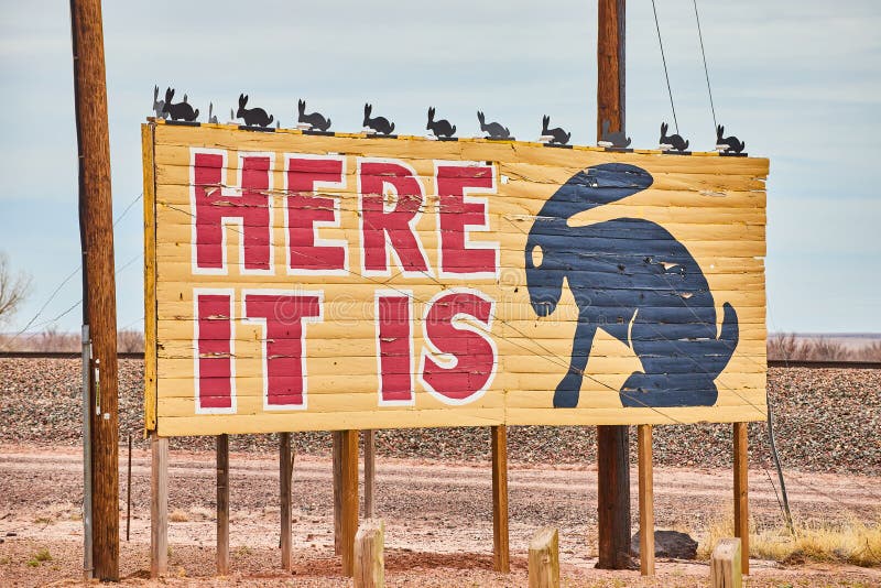 Jack Rabbit Trading Post Here it is Iconic Route 66 Billboard Stock ...
