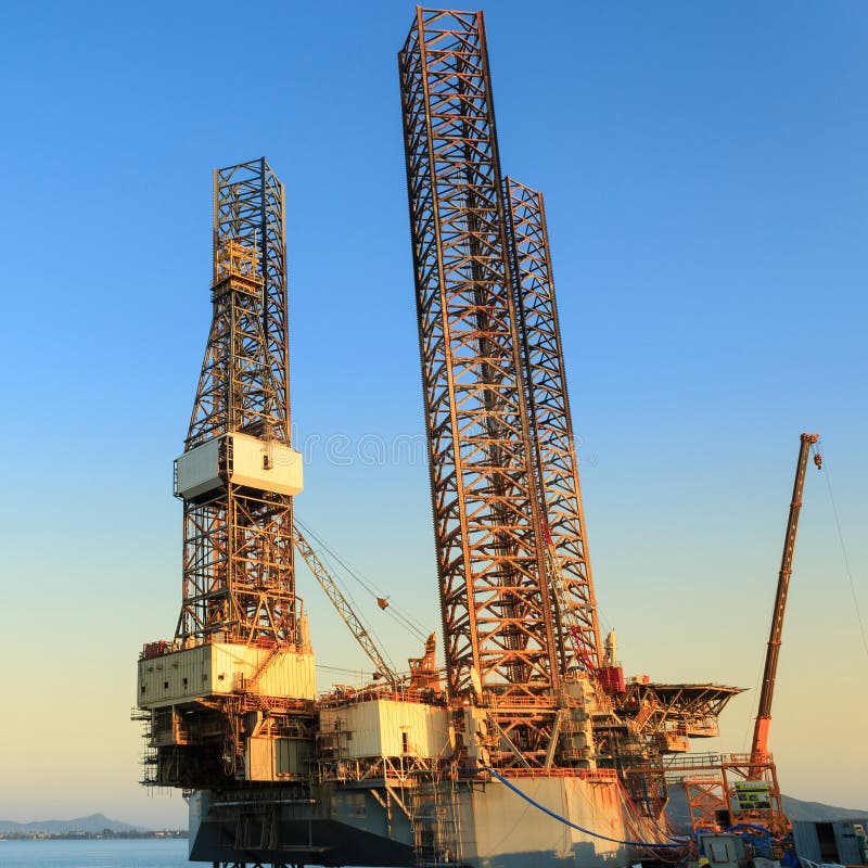 Jack Up Oil Drilling Rig in the Shipyard Stock Image - Image of ...