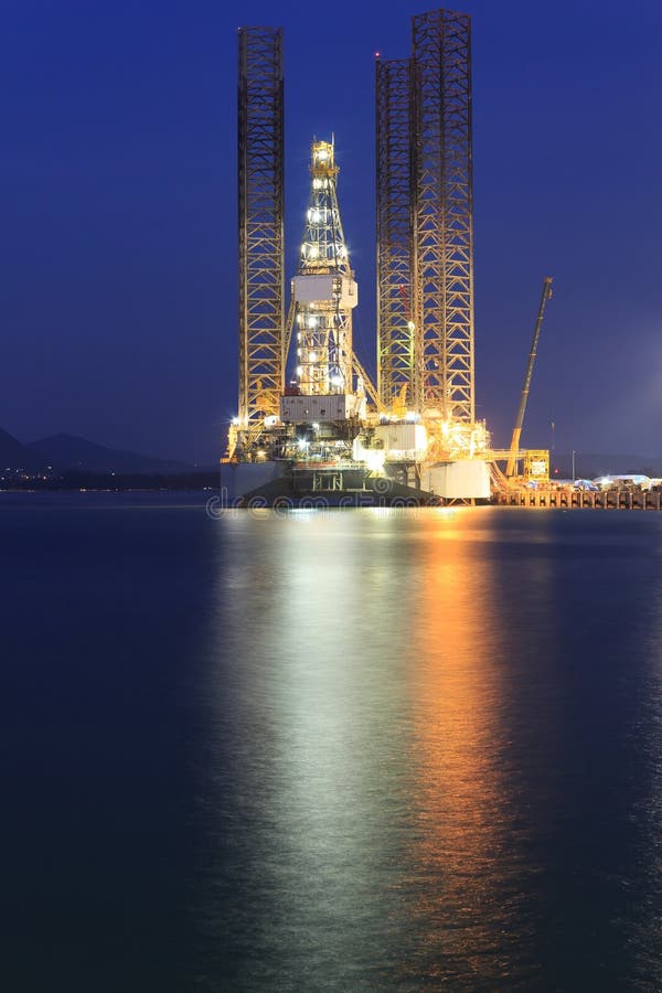 Jack Up Oil Drilling Rig in the Shipyard Stock Image - Image of ...