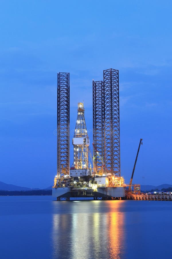 Jack Up Oil Drilling Rig in the Shipyard for Maintenance Stock Photo ...