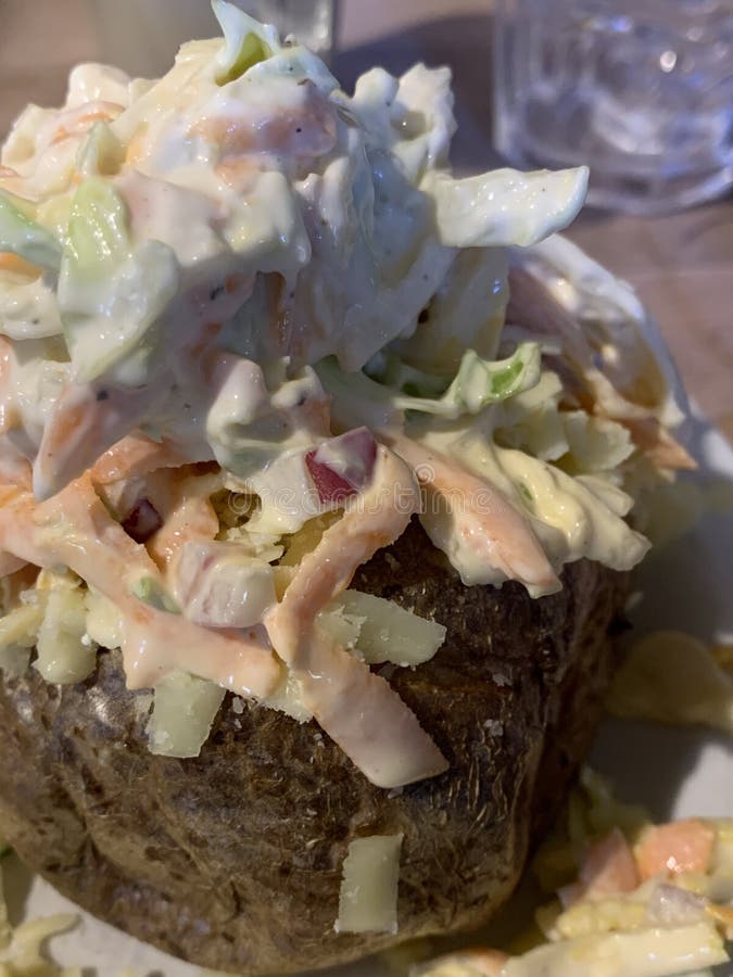 Jacket Potato with Coleslaw Stock Image - Image of green, food: 369751237