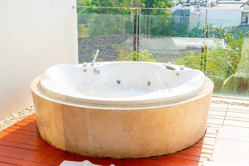 Jacuzzi Bath Tub on Balcony Stock Image - Image of leisure, modern ...