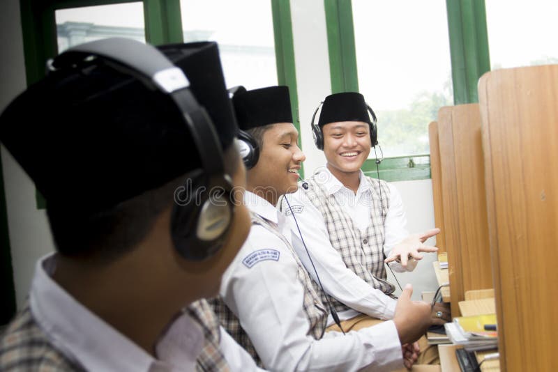 Muslim students editorial image. Image of muslim, mercy - 100516510