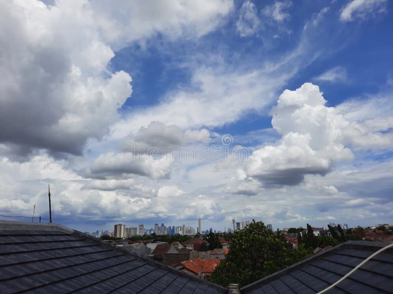 Jakarta Sky from the Rooftop Stock Image - Image of cloud, dusk: 265820699