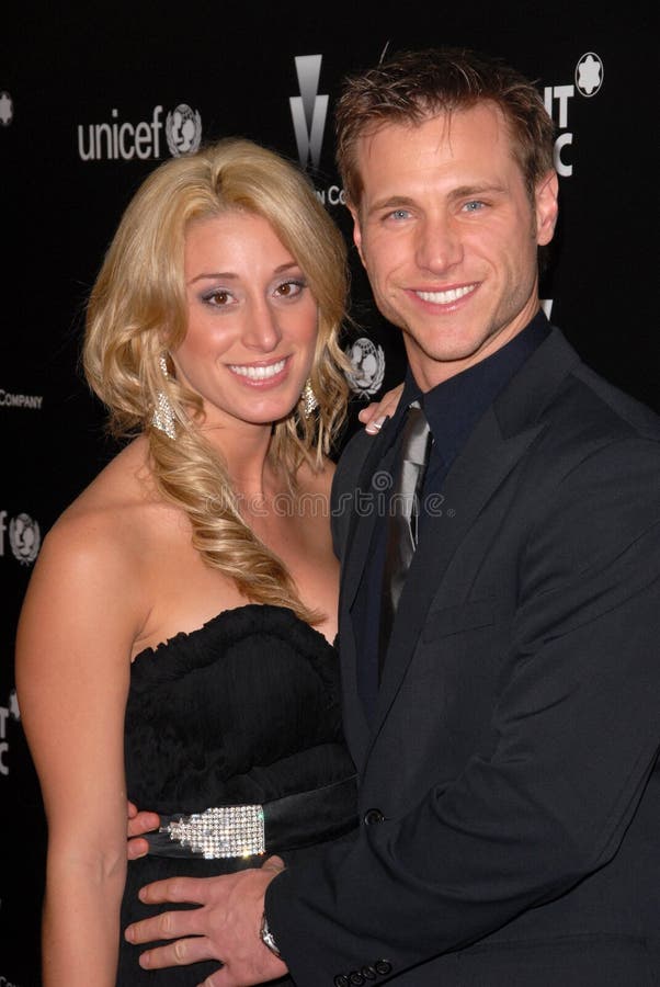 Jake Pavelka,Vienna Girardi Editorial Photo - Image of house, soho ...