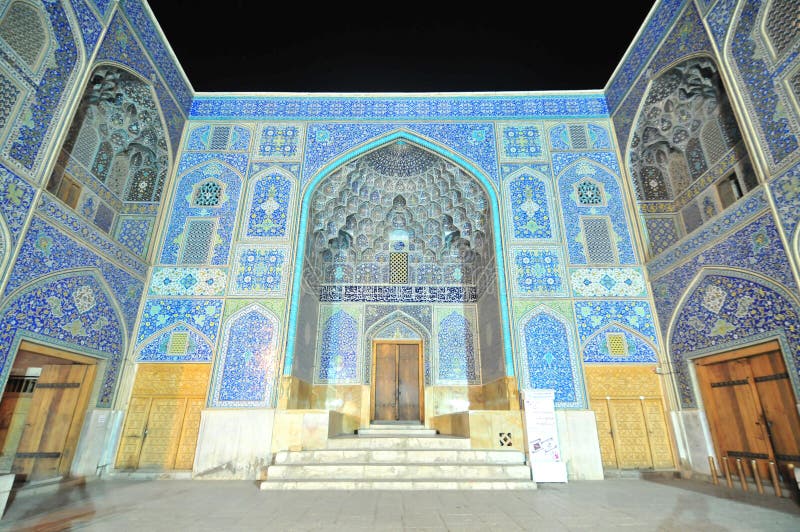 Jameh Mosque of Isfahan in Iran Stock Photo - Image of dome, muslim ...