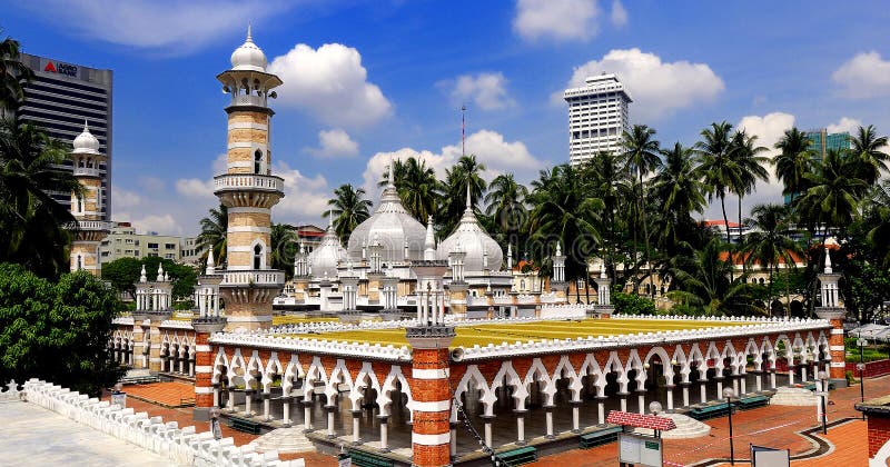 Jamek Mosque (Masjid Jamek) in Kuala Lumpur Stock Photo - Image of ...