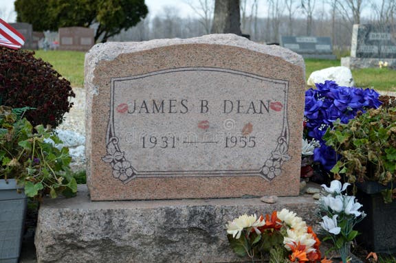 James dean editorial image. Image of cemetery, famous - 27849035