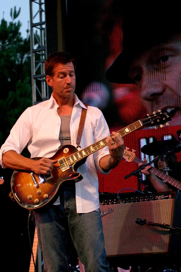 James Denton editorial photo. Image of august, museum - 38023176