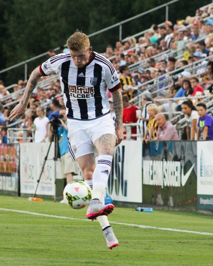 James McClean, West Bromwich Albion Editorial Stock Photo - Image of ...