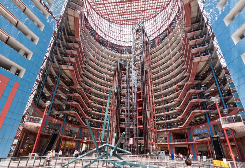 The James R. Thompson Center Chicago Editorial Photography - Image ...
