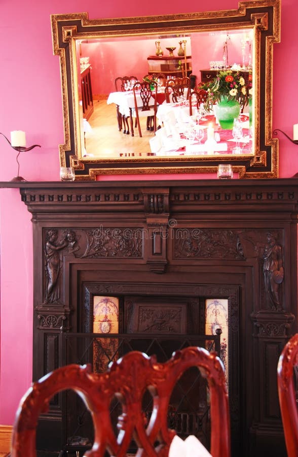 Jantar para fora imagem de stock. Imagem de clube, luzes - 5332037