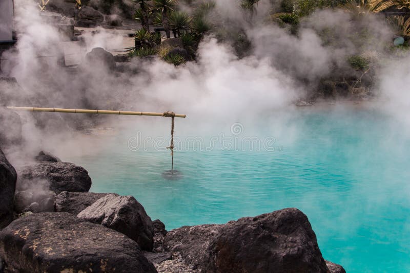 Onsen Bad stockfoto. Bild von japanisch, nebel, badezimmer - 731556