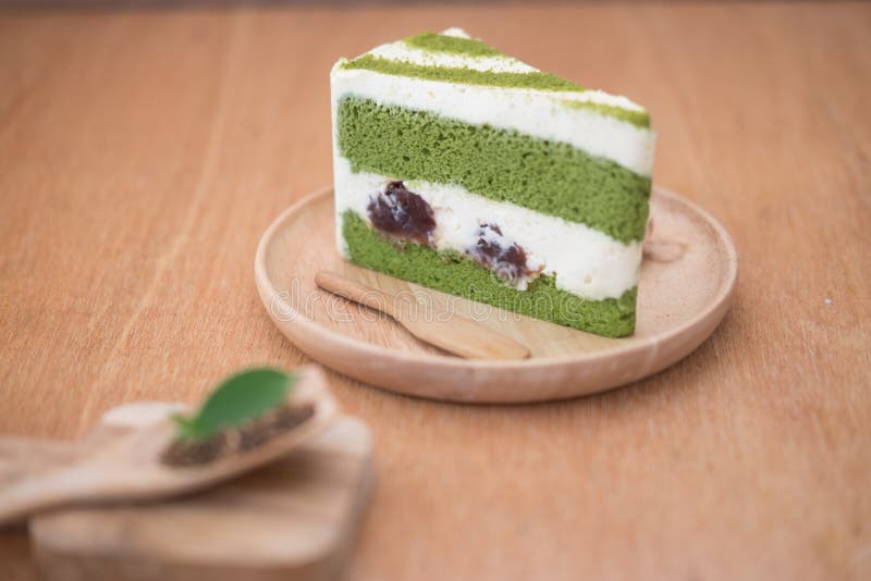 Japanese Matcha Green Tea Cake Stock Image - Image of dessert, healthy ...