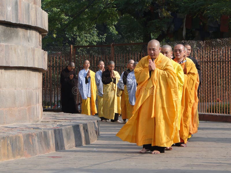 Japanese Monks and Nuns Perform Buddhist Rituals Editorial Photography ...