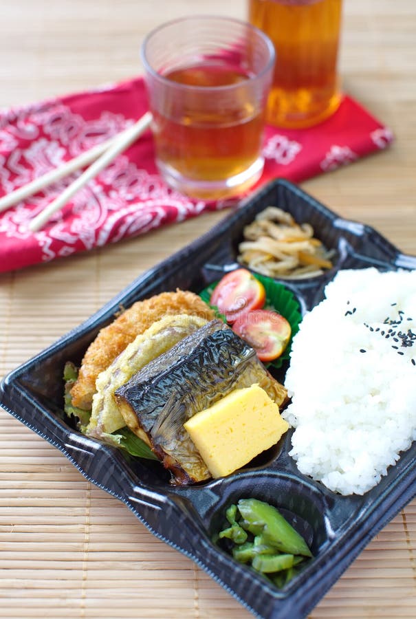 Japanese Ready-made Lunchbox, Bento Stock Image - Image of karaage ...