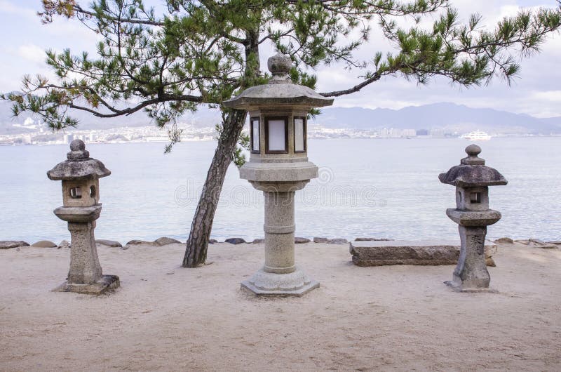 Japanese stone lanterns stock image. Image of asian, asia - 38526013