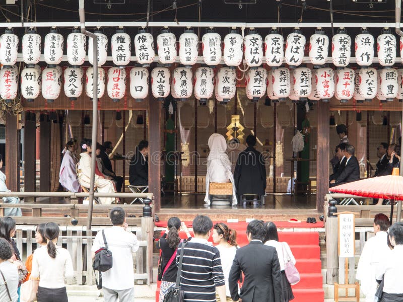 Japanese Traditional Wedding Editorial Photo - Image of temple ...
