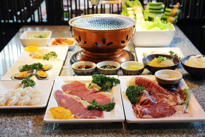 Yakiniku meat set stock image. Image of lunch, japan - 73268277