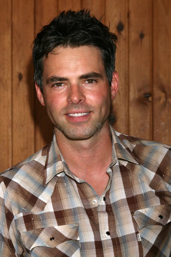 Jason Thompson imagen editorial. Imagen de hospital, presentar - 36724975