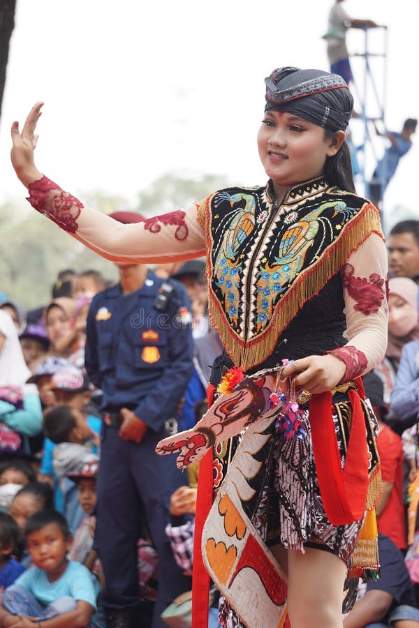 Jathil or Jathilan Dance. this Dance is Part of the Reog Ponorogo Dance ...