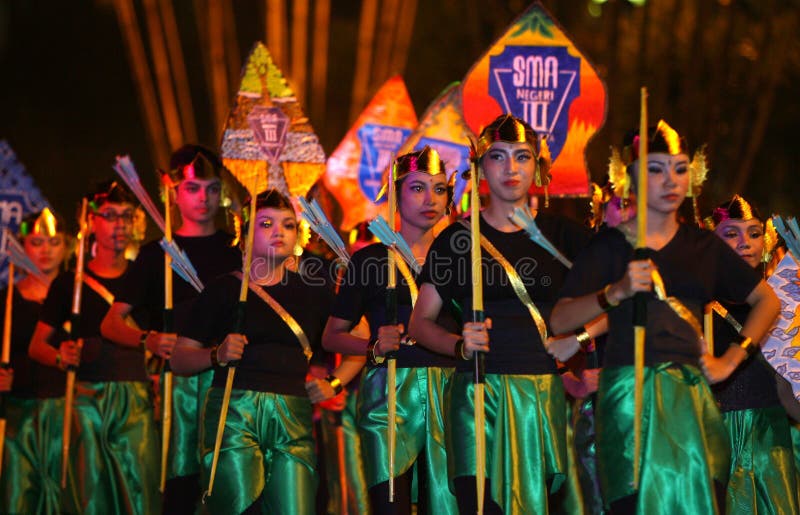 Javanese Cultural Performances Editorial Image - Image of festival ...
