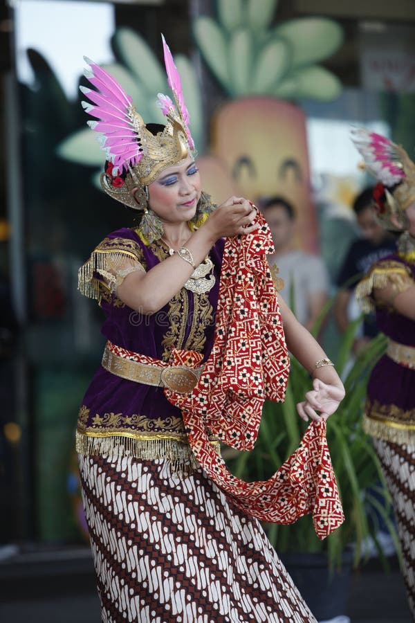 Javanese dance editorial photography. Image of central - 40247562