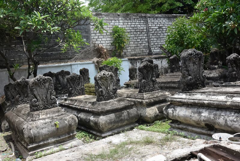 Javanese Islamic Ancient Tomb in Maulana Malik Ibrahim Tomb Complex ...