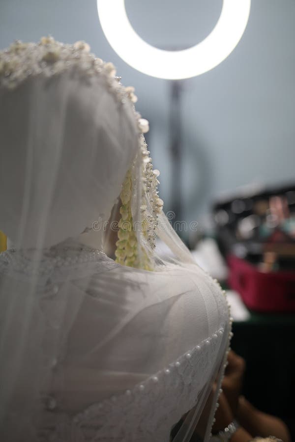 Javanese Wedding Custom Hijab Stock Image - Image of clothing, beauty ...