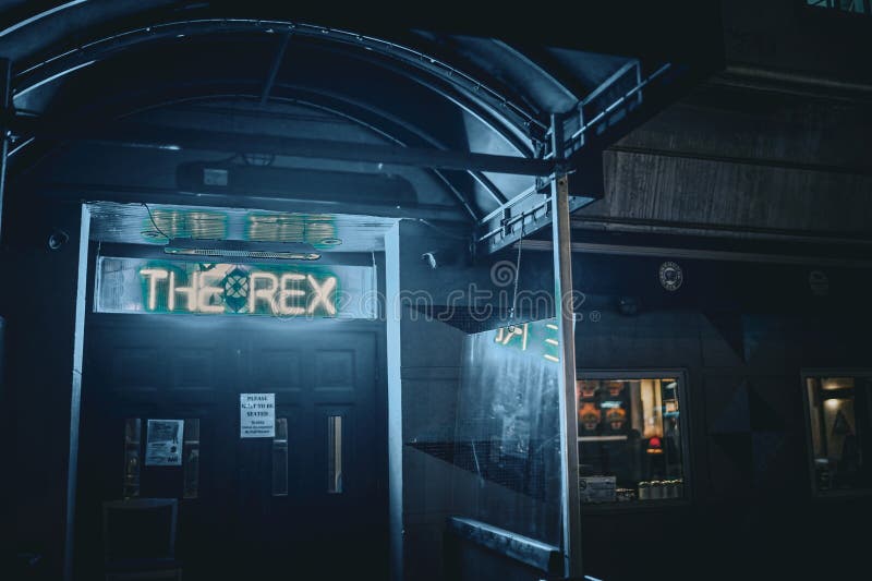 Jazz bar exterior at night editorial stock image. Image of jazz - 345378794