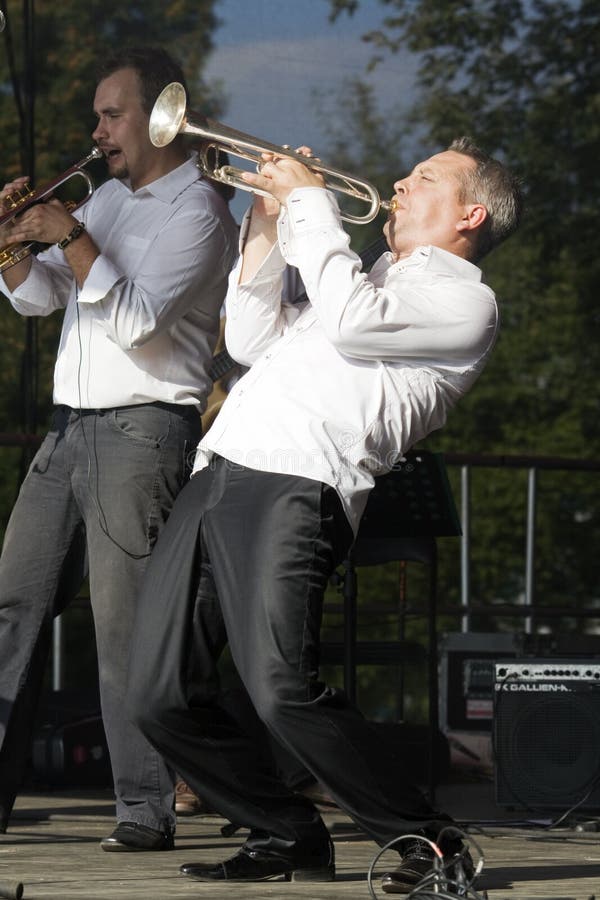 Jazz trumpeter editorial image. Image of classic, happy - 21105760