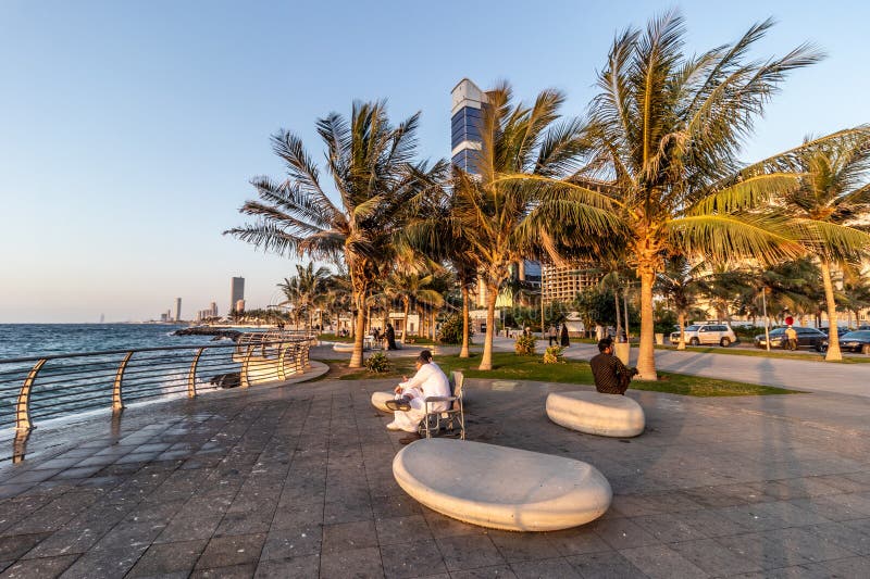JEDDAH, SAUDI ARABIA - NOVEMBER 16, 2021: Corniche Promenade in Jeddah ...