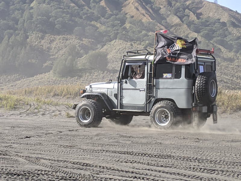 Jeep at mount bromo editorial stock image. Image of jeep - 220267164