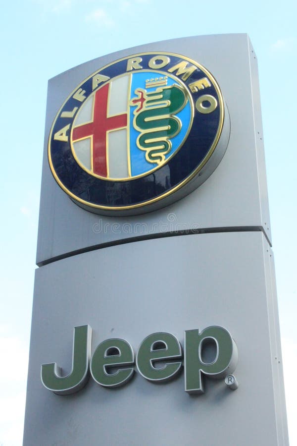 Jeep und Alpha Romeo Pylon redaktionelles foto. Bild von motor - 52478731