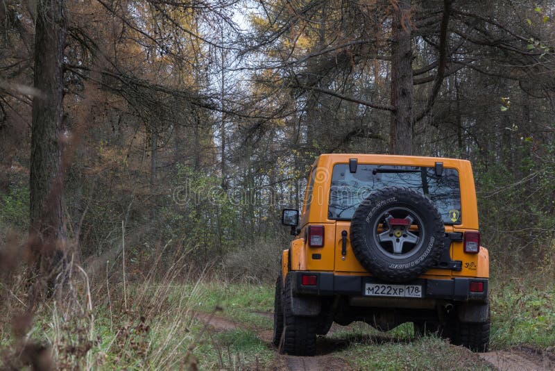 Jeep Wrangler Rubicon imagen de archivo editorial. Imagen de senderismo ...