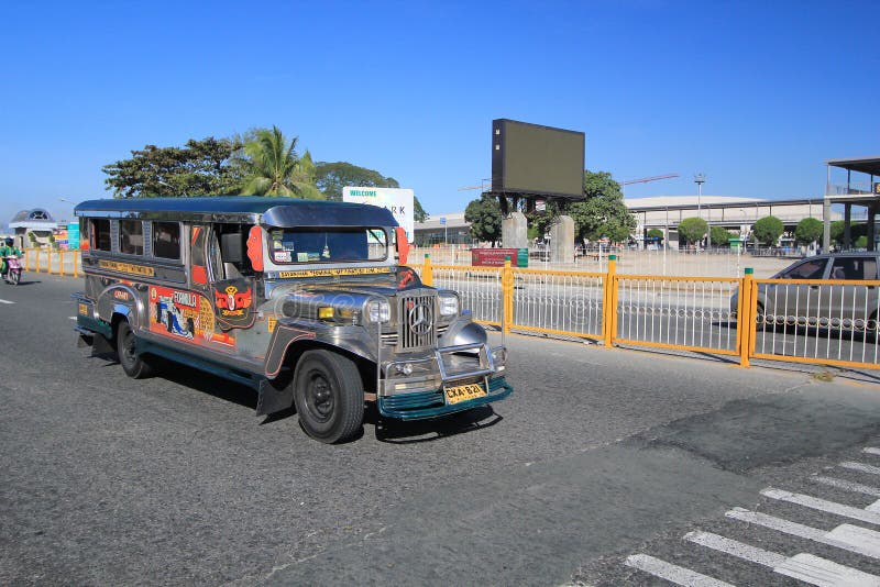 Jeepney redactionele afbeelding. Image of sport, motor - 35260820
