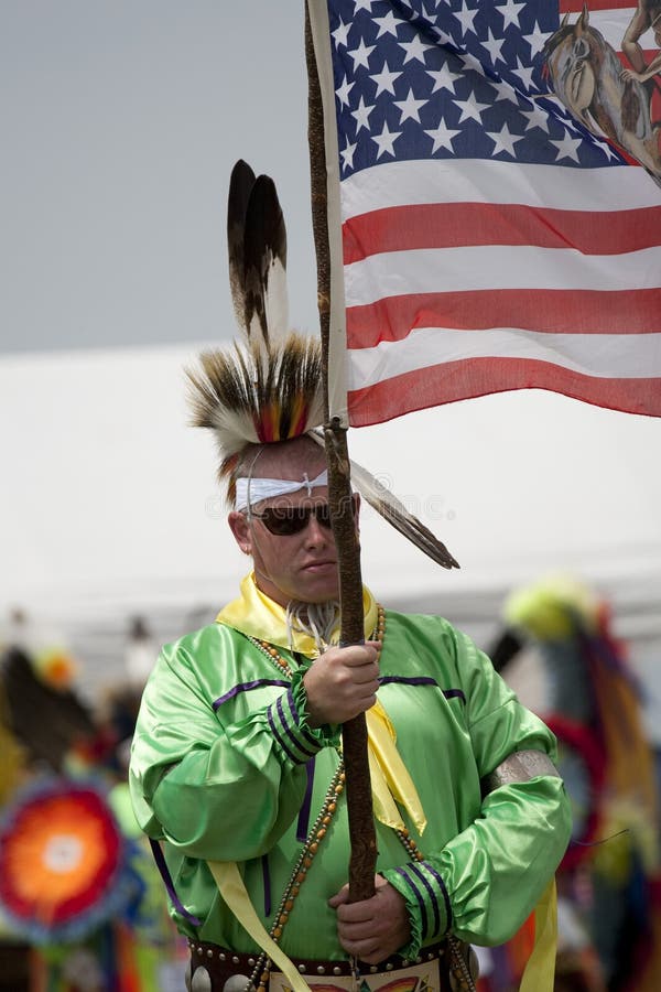 Jefe Indio Con El Indicador Imagen de archivo editorial - Imagen de ...