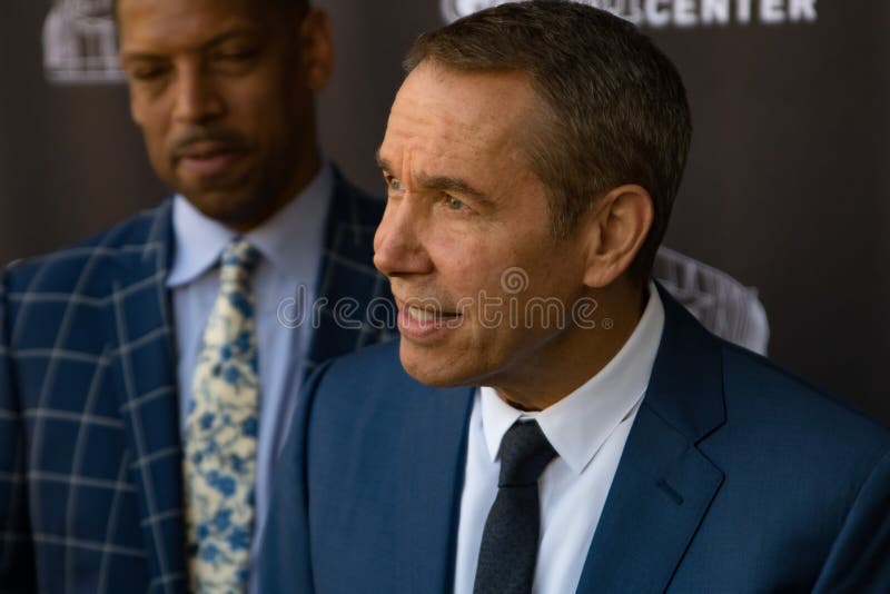 Jeff Koons Y Kevin Johnson 3 Imagen de archivo editorial - Imagen de ...