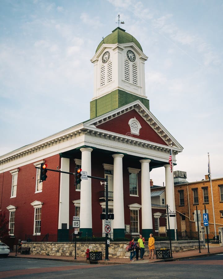 Jefferson County Courthouse Architecture, Charles Town, West Virginia ...