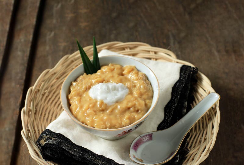 Jenang Abang, Javanese Sweet Dessert Stock Image - Image of abang, palm ...