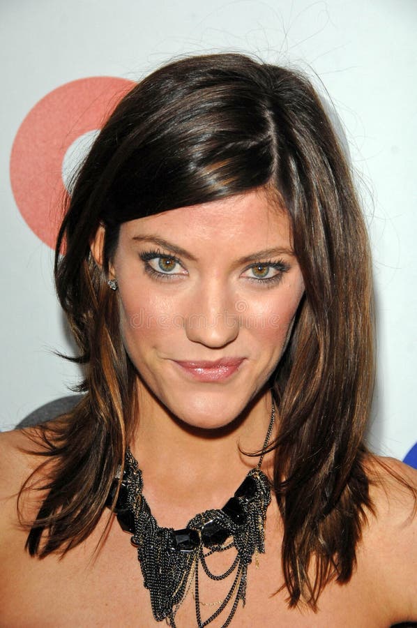 Jennifer Carpenter's Instagram, Twitter & Facebook on IDCrawl