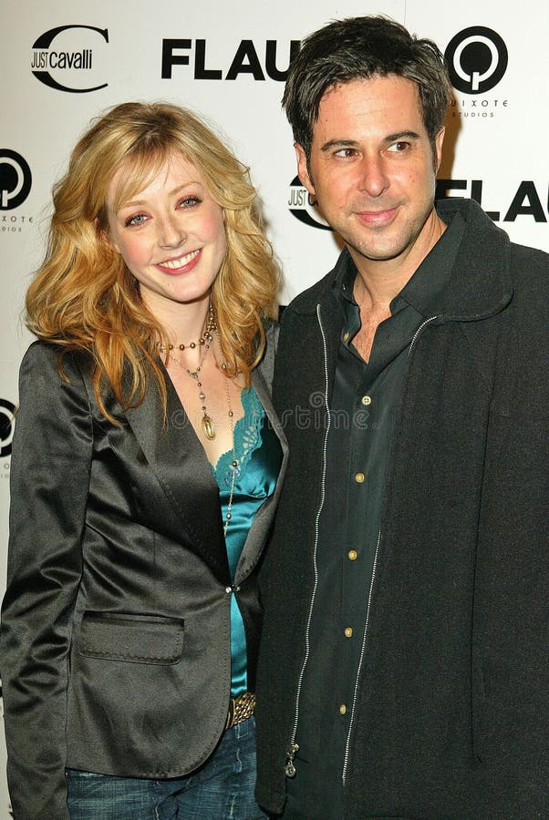 Jennifer Finnigan editorial photography. Image of para - 37288452