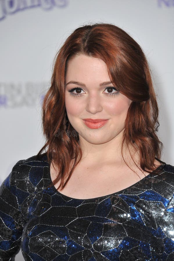 Jennifer Stone editorial stock image. Image of hollywood - 26290314