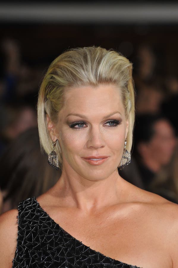 Jenny Garth editorial photo. Image of november, garth - 26042981