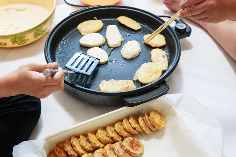 Jeon Tradicional Coreano De La Comida Foto de archivo - Imagen de frito ...