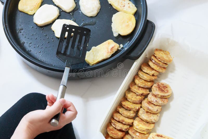 Jeon Tradicional Coreano Do Alimento Foto de Stock - Imagem de fritura ...