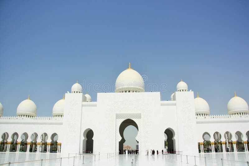 Jeque Zayed Mosque En Abu Dhabi, United Arab Emirates Imagen de archivo ...