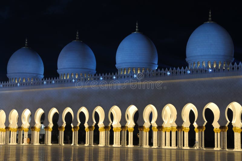 El Jeque Zayed La Mezquita En Abu Dhabi, UAE, Oriente Medio Imagen de ...