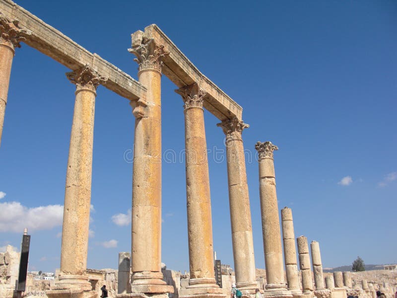 Jerash columns ii stock photo. Image of column, edifice - 618420